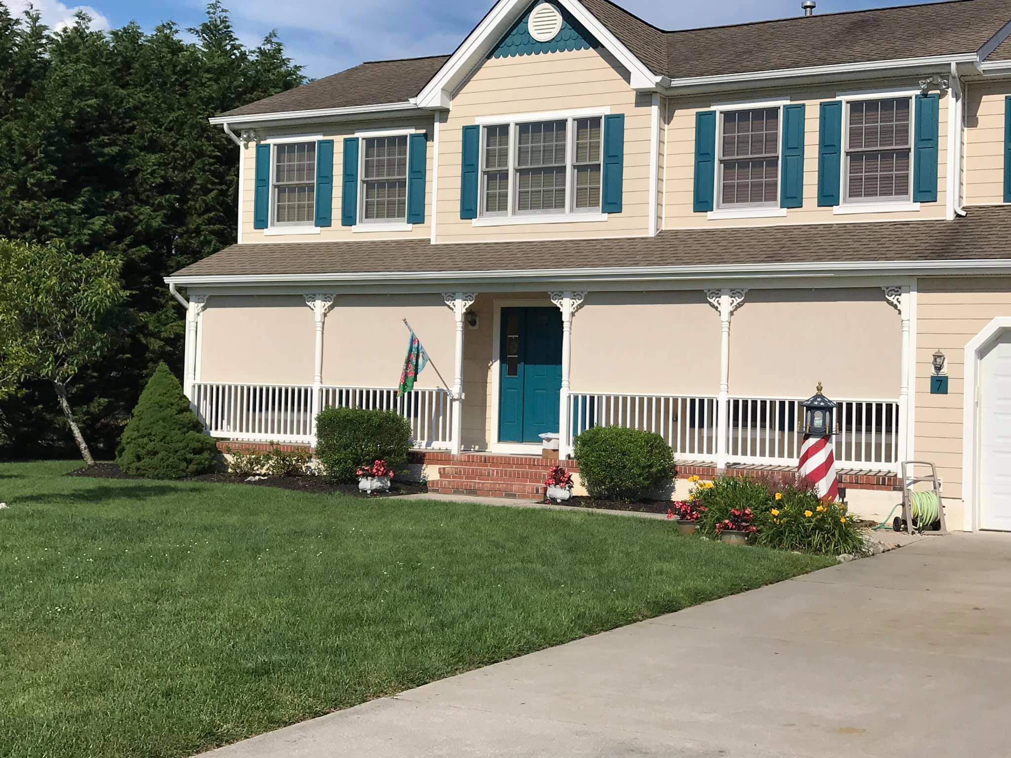 Heavy-Duty Exterior Screens | Eclipse Shading