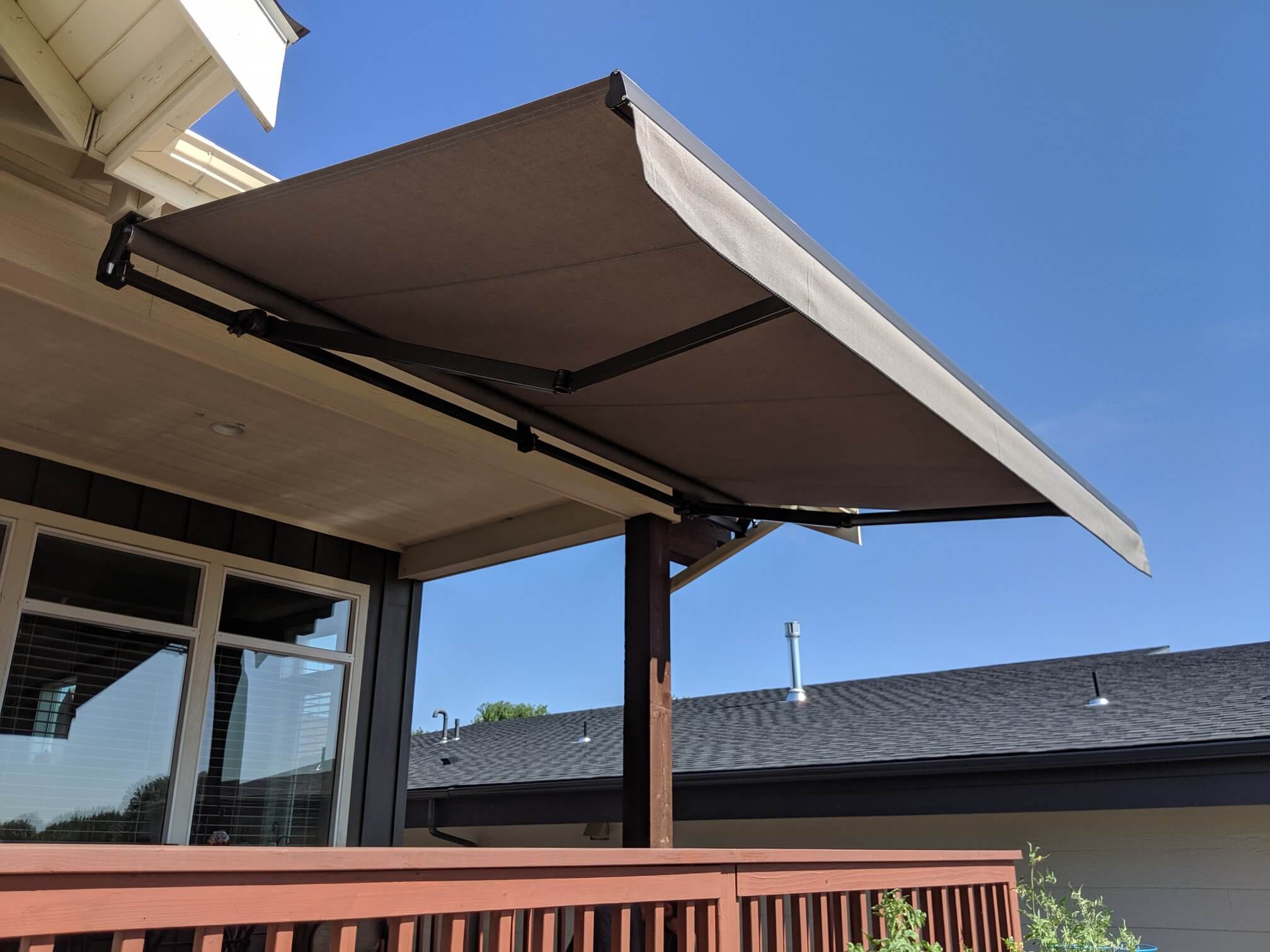 The Eclipse| Retractable Awning | Eclipse Shading